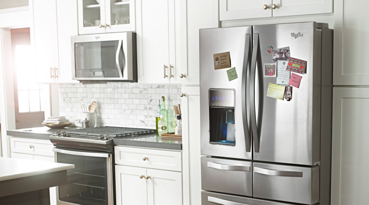 How to Hang Things on Stainless Steel Refrigerators - Creative Ideas